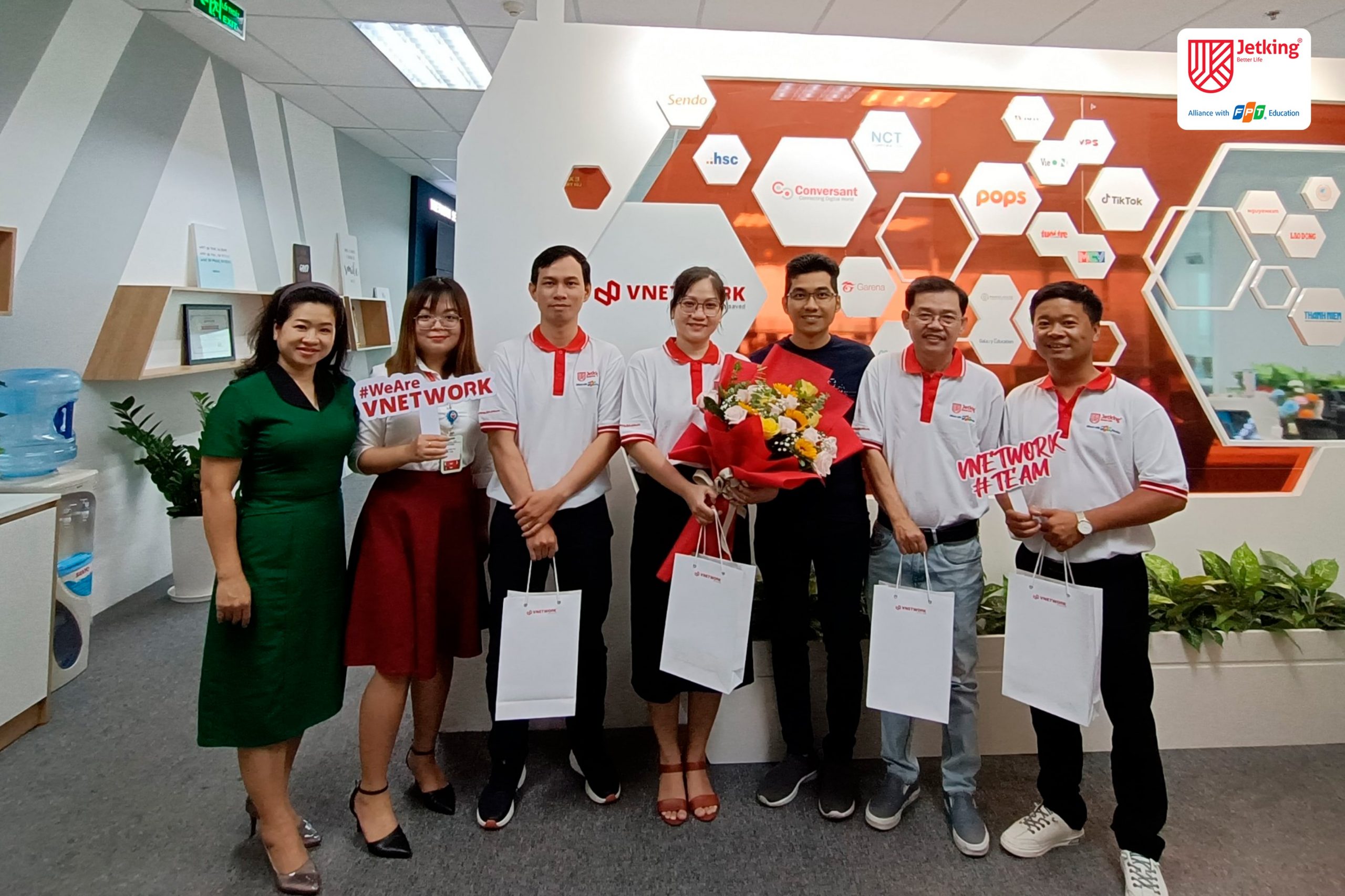 FPT JETKING ký kết hợp tác cùng Công ty Cổ phần VNETWORK